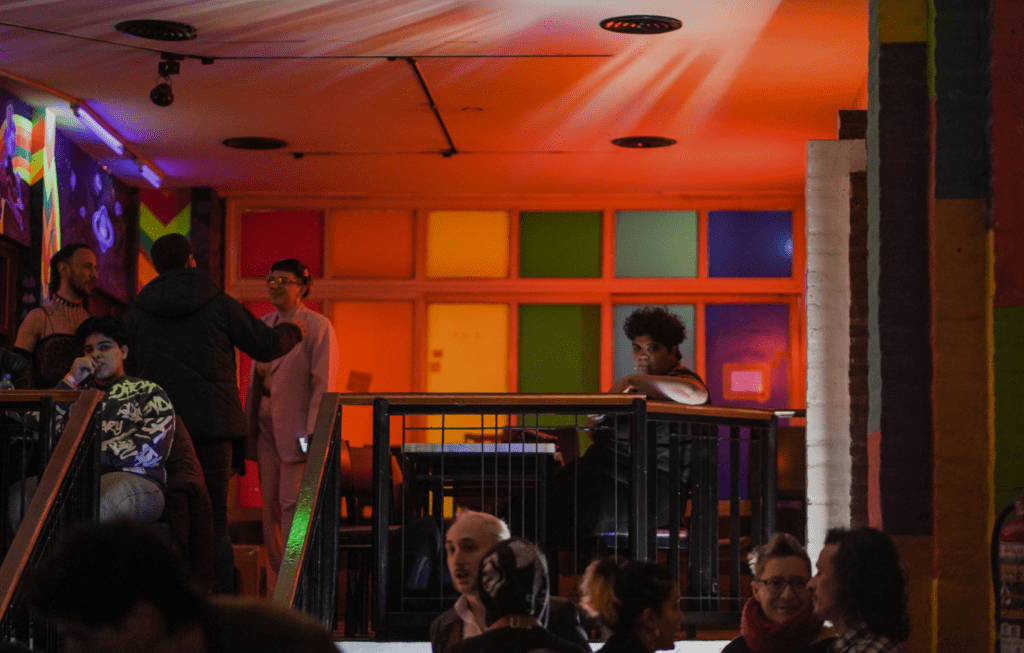 Casa Brandon: cooperativismo, cultura y activismo queer - Escritura Crónica